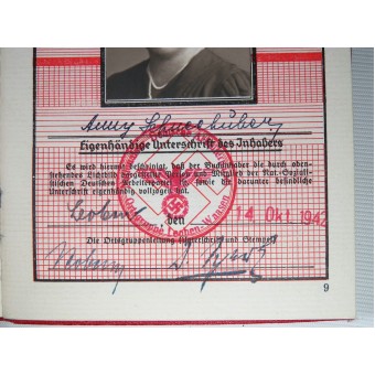 NSDAP Membership Book (1939 edition)´+ named NSDAP badge