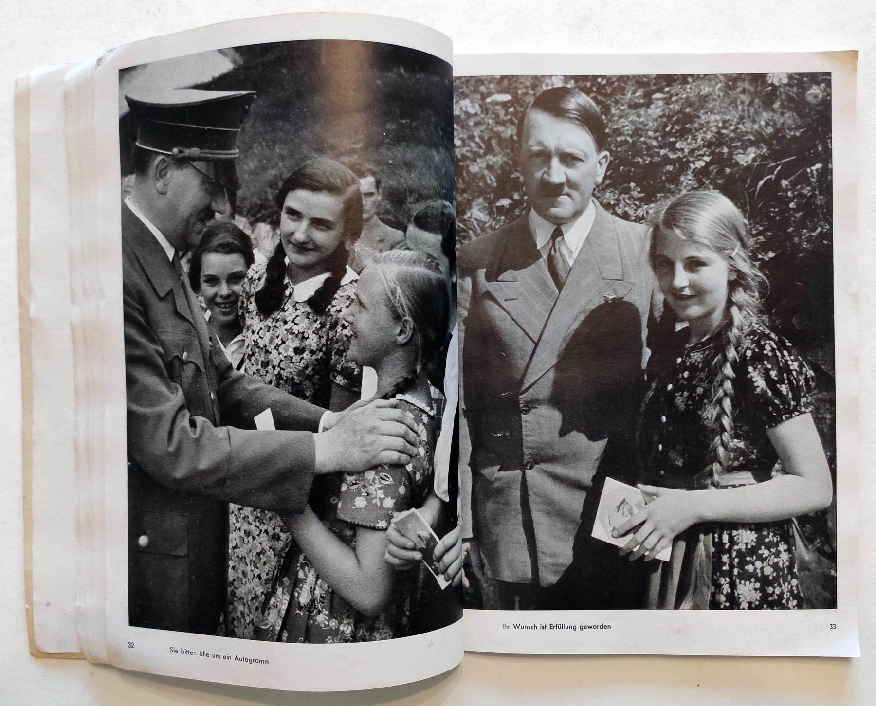 Hitler abseits vom alltag - Hitler away from everyday life, 1937