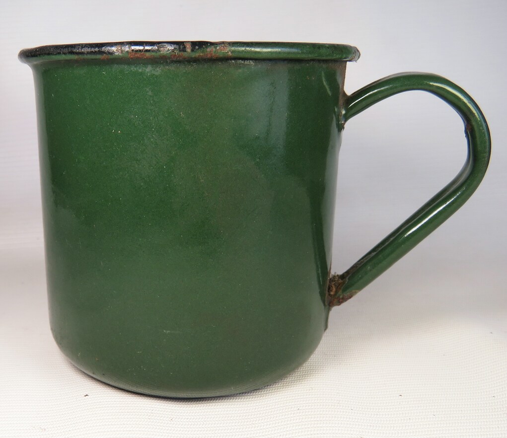 RKKA soldier ww2 mug, enameled. LMZ.