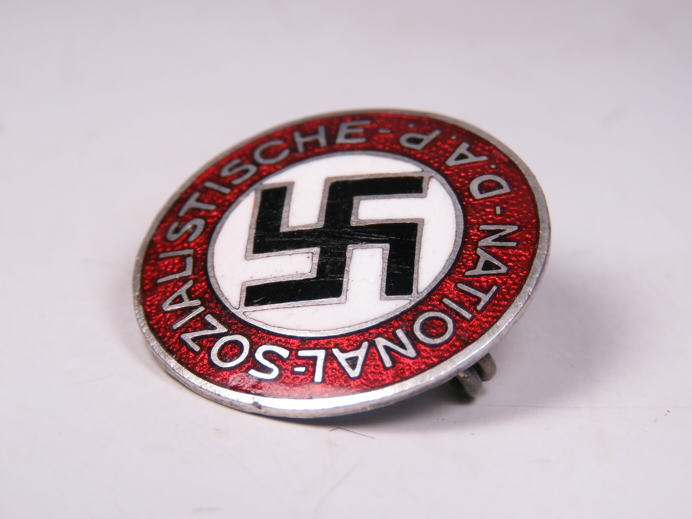 NSDAP Party Badge Early Type, Deschler München
