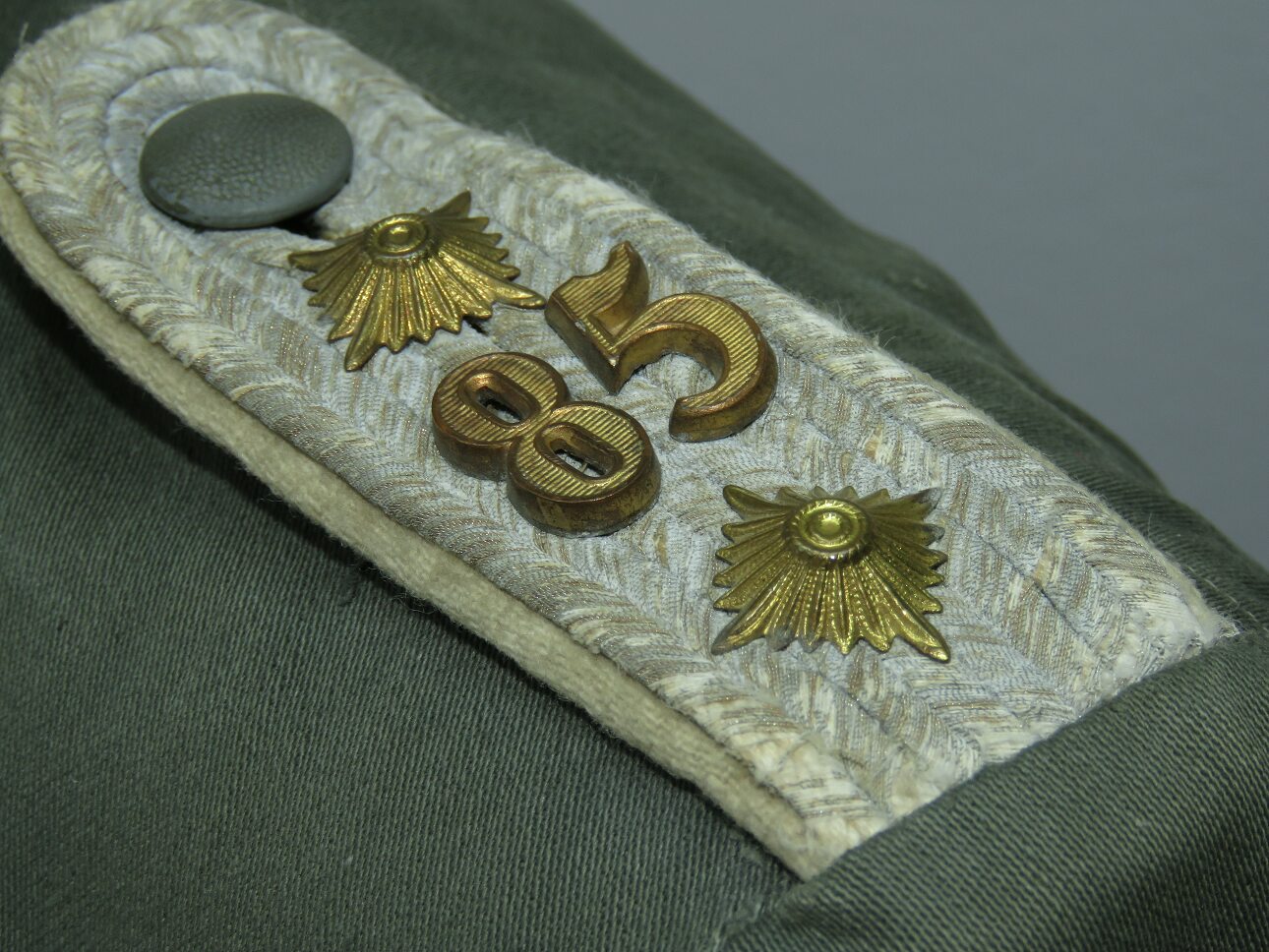 Summer tunic for the eastern front of the Hauptmann of the 85th ...