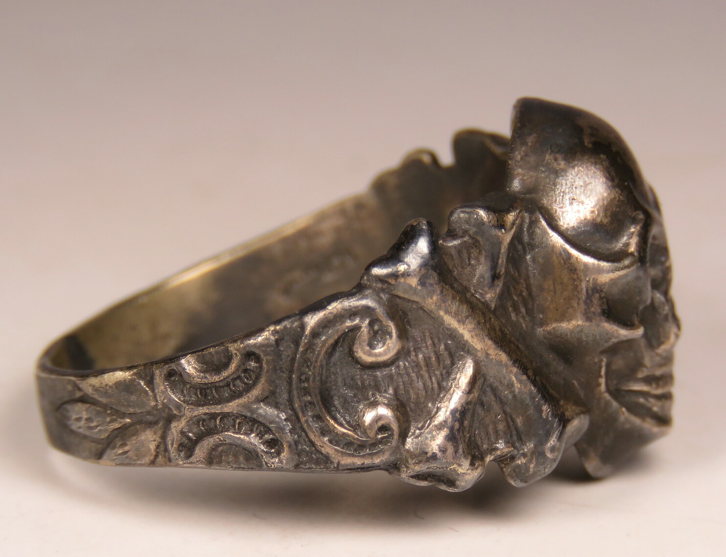 Traditional skull ring from a WW2 period