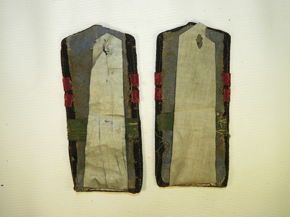 Wartime Soviet shoulder straps for signals troops