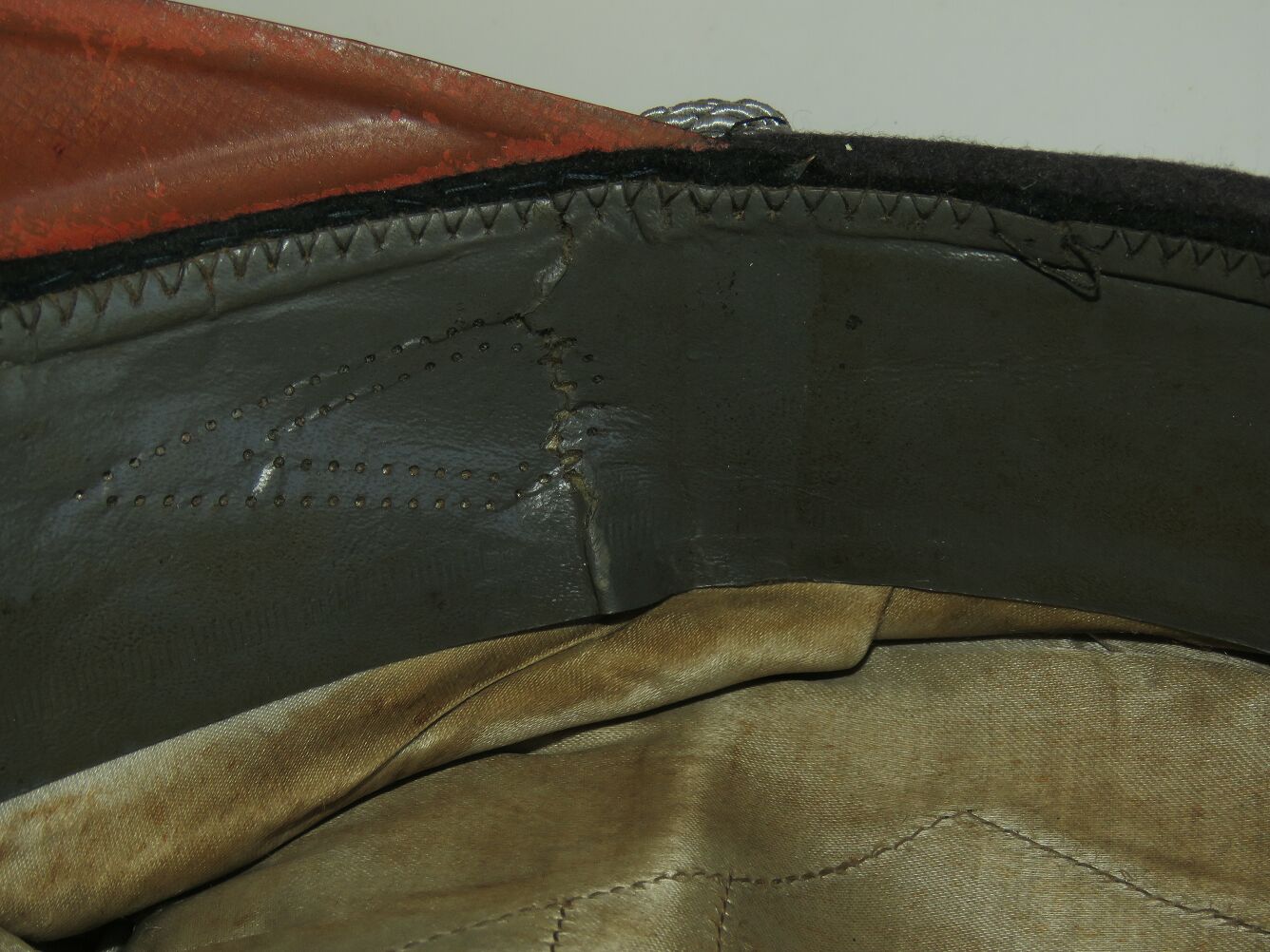 Luftwaffe military visor cap with aluminized piping