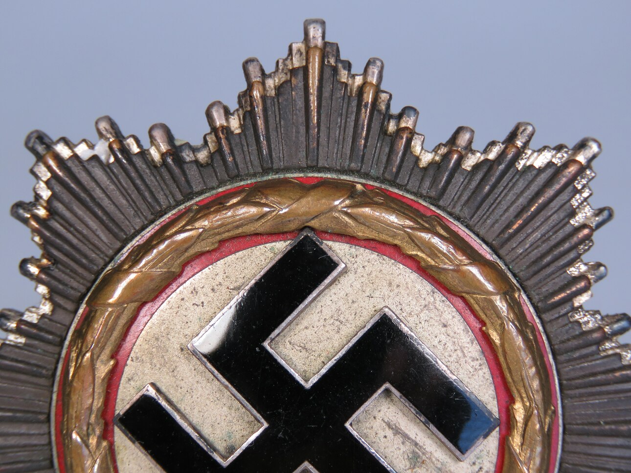 German Cross in Gold, Maker PKZ 1 Deschler & Sohn, Munich