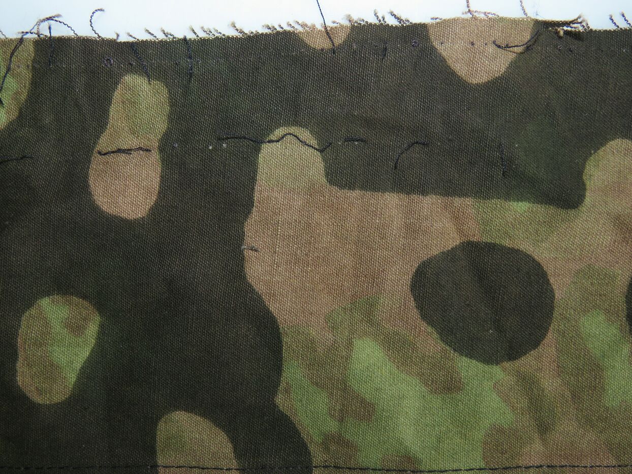 Waffen-SS camouflage swatch combining oak leaf and plane tree prints