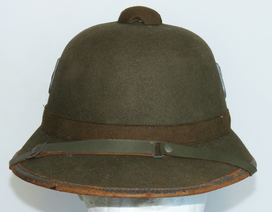 Wehrmacht tropical pith helmet in olive felt with two insignia