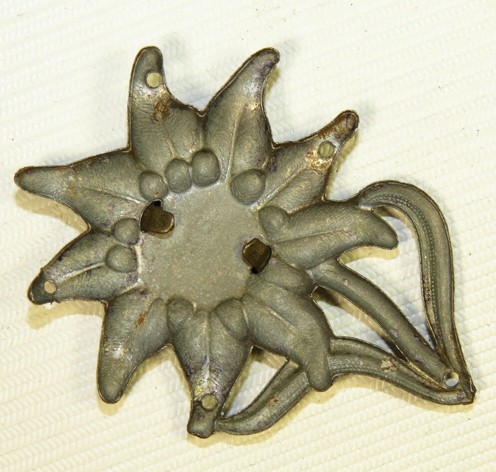 GB 44 marked Edelweiss badge for mountain troopers kepi- Insignia ...