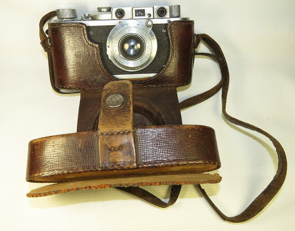 The Soviet camera FED 1 B, with serial #31161, 1936 year.
