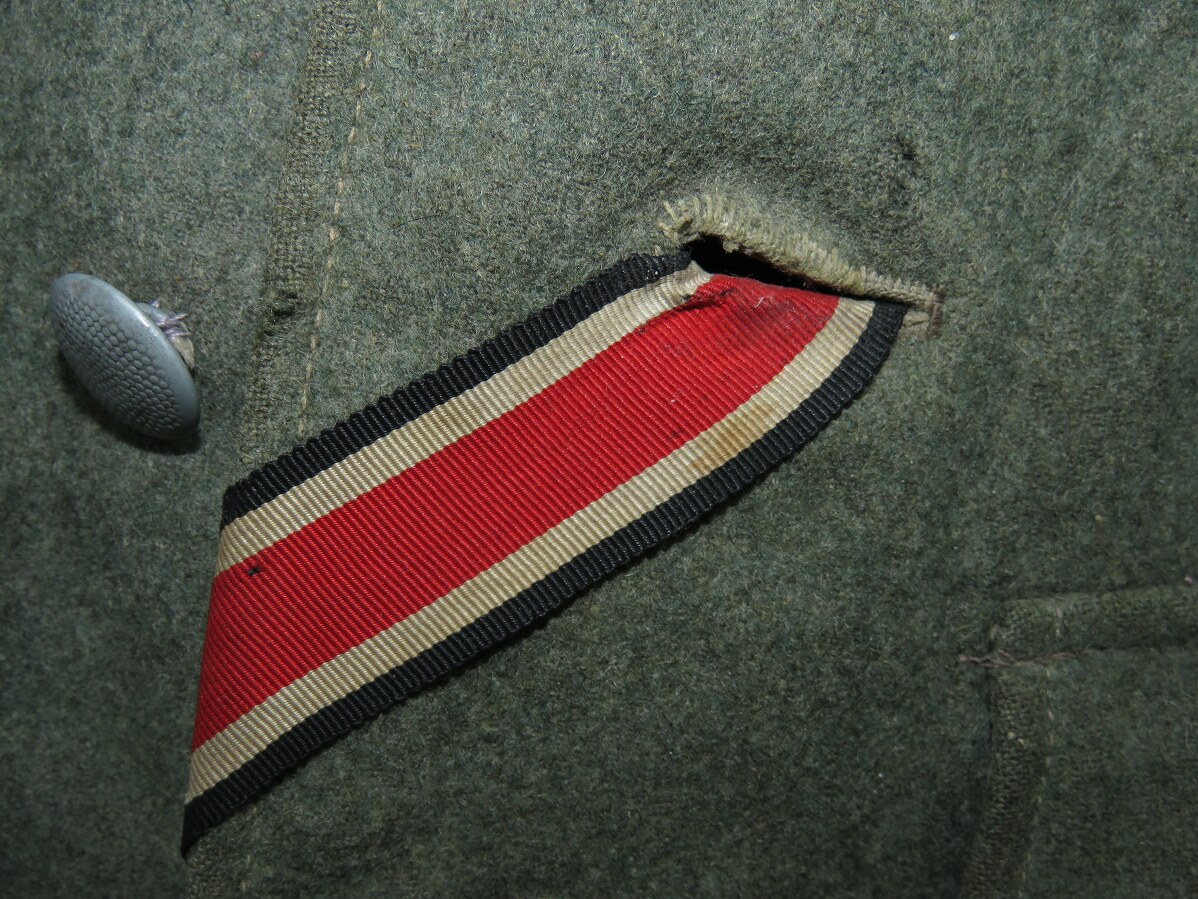 1941 Model Wehrmacht Tunic for a Funker with Shoulder Boards Lemon ...