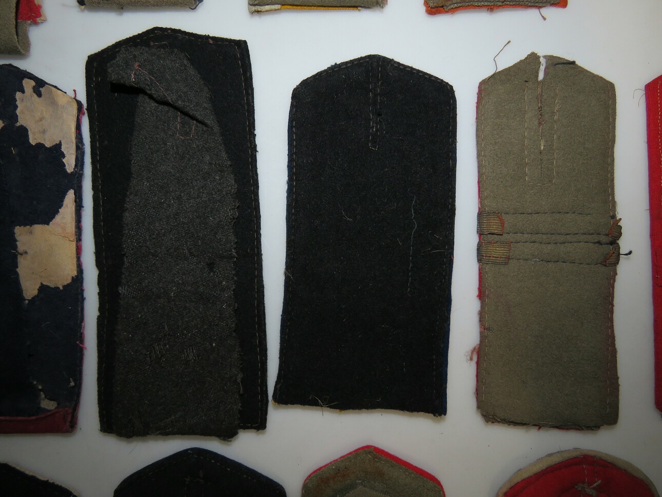 19 unmatched shoulder straps of the Russian Imperial Army
