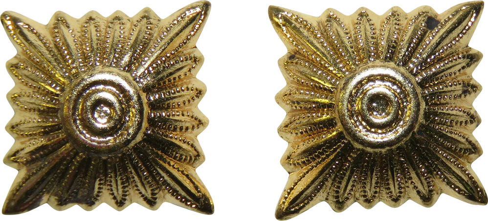 Rank pips - 14 mm for Wehrmacht or Waffen SS shoulder boards, gilded brass.