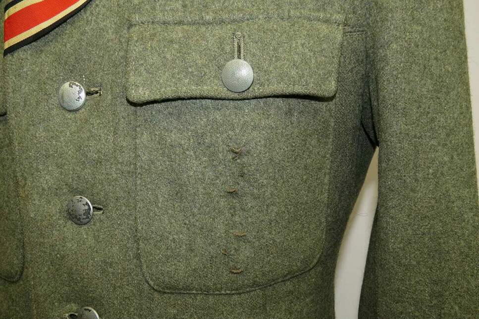 M43 Wehrmacht Heer tunic in rank of lieutenant of the 1st Infanterie ...