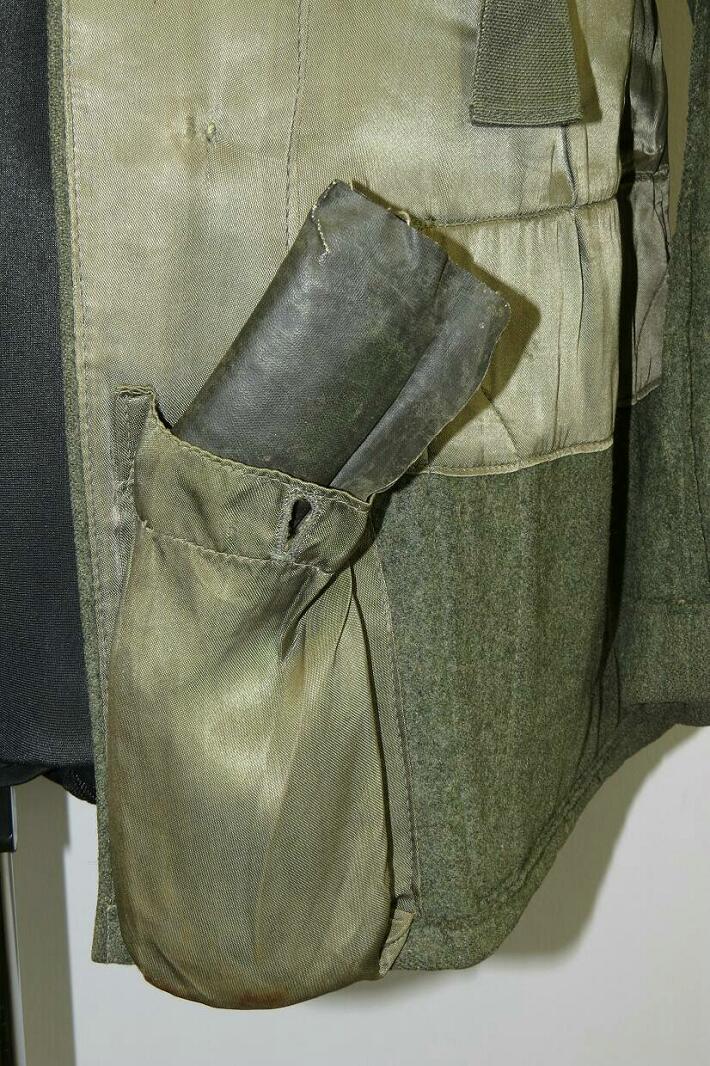 M43 Wehrmacht Heer tunic in rank of lieutenant of the 1st Infanterie ...