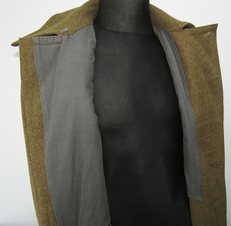 Overcoat for command personnel M 1942 in khaki colour