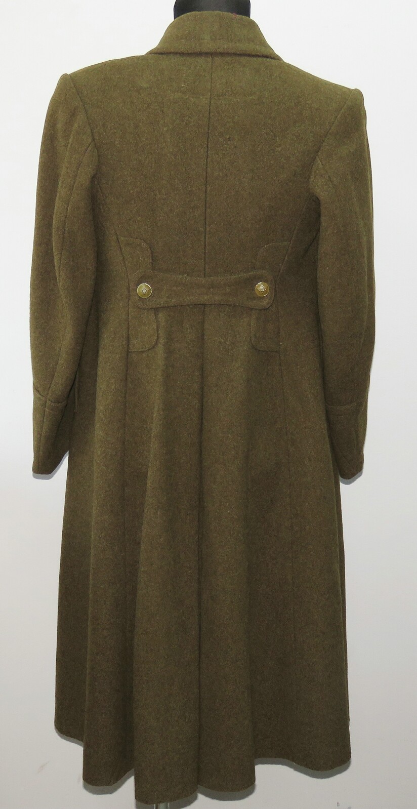 Overcoat for command personnel M 1942 in khaki colour