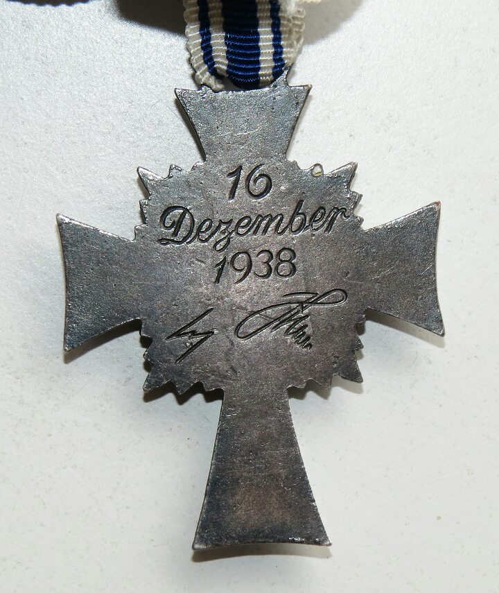 WW2 German mother cross, 3rd Reich, silver class