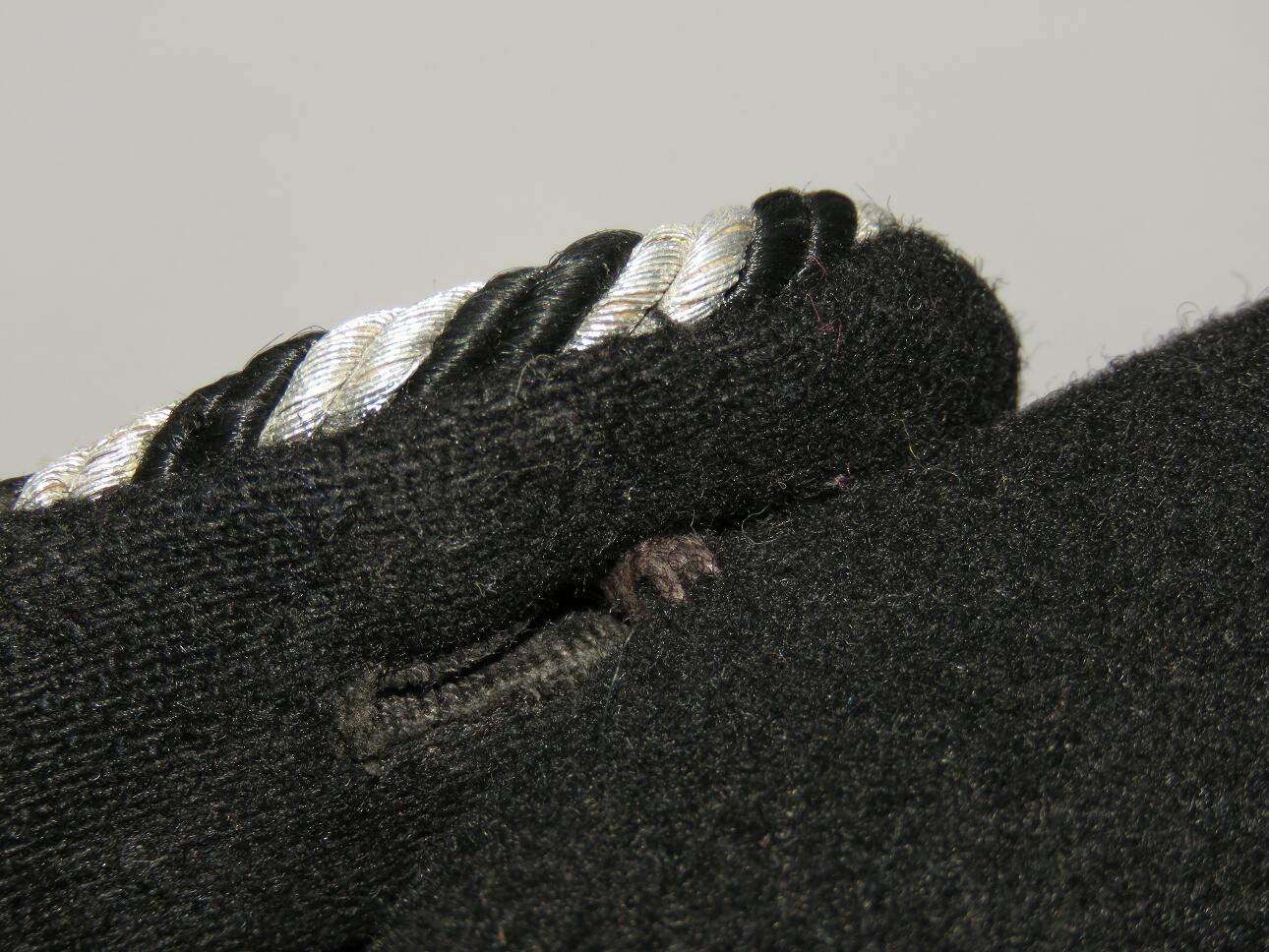 SS-VT black tunic to SS-Oberscharführer Hasselwander, 1. Sturm ...