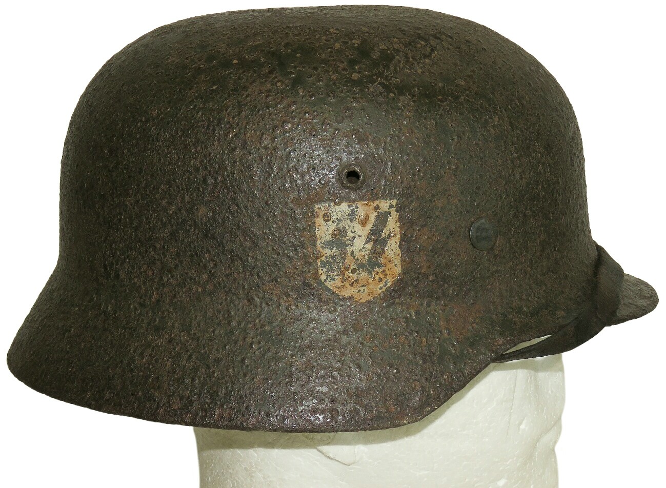 M35 double-decal helmet, SS-Totenkopfverbände, Demyansk