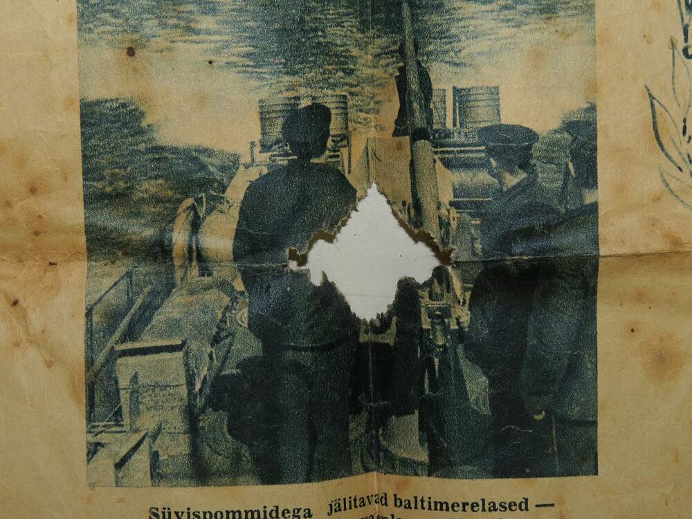 Soviet Newspaper - poster " Photoposter" February 1945