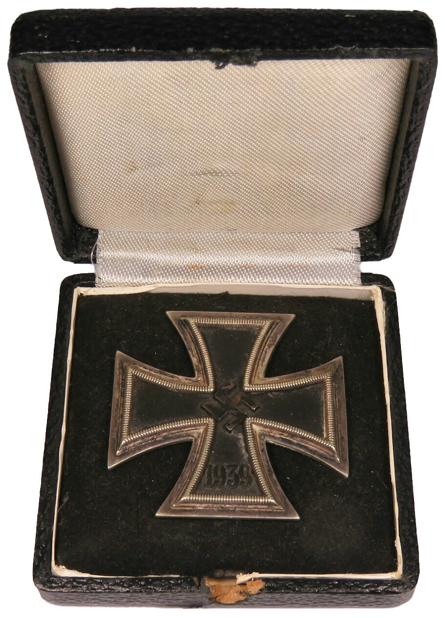 1939 Iron Cross 1st Class. "L/11" (Wilhelm Deumer, Lüdenscheid)