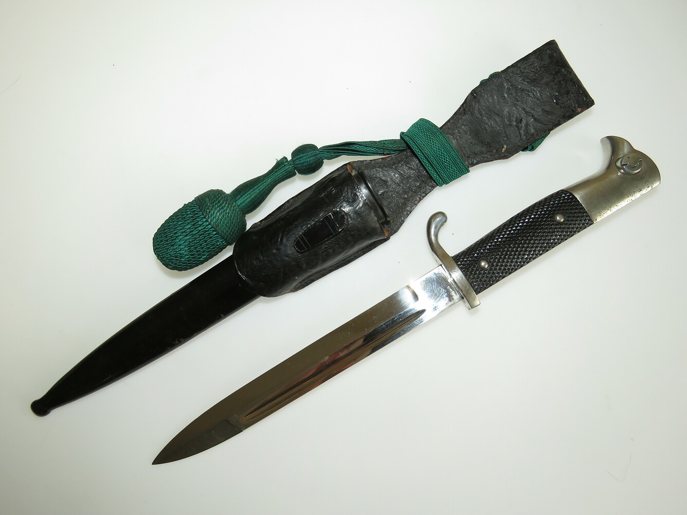 HQ regimental Knotted Short ceremonial bayonet of the Third Reich KS98