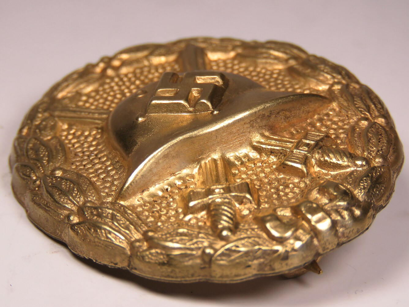 Boxed Spanish Wound badge 1939, 1st type gold class
