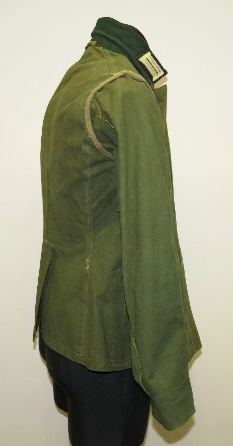 German officer summer tunic for Oberleutnant in Infantry for use at the ...