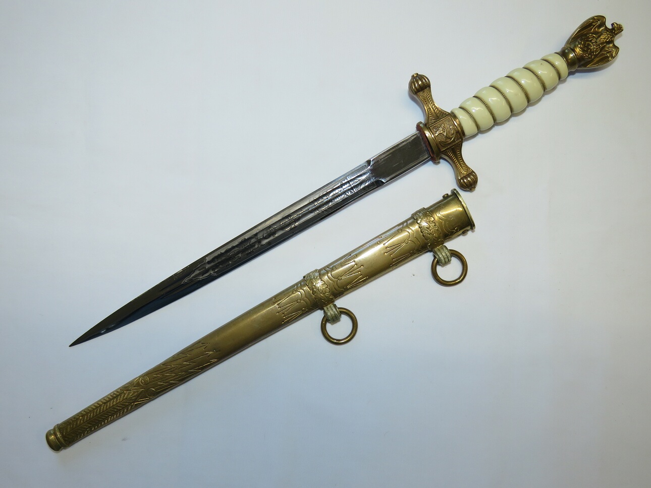 3rd Reich Navy dagger (Kriegsmarine). An officer or NCO, model 1938