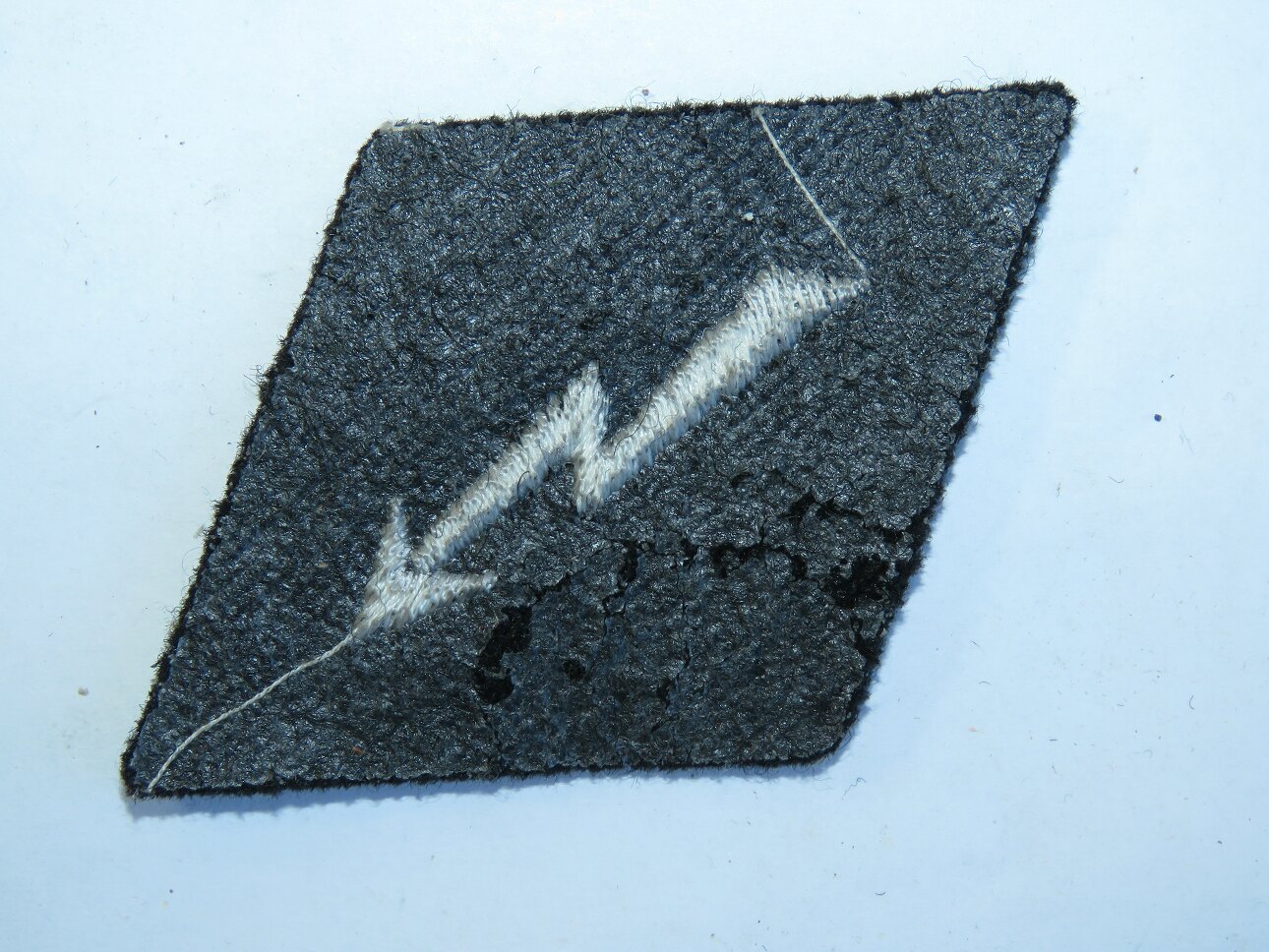 SS Sleeve diamond for communication troops