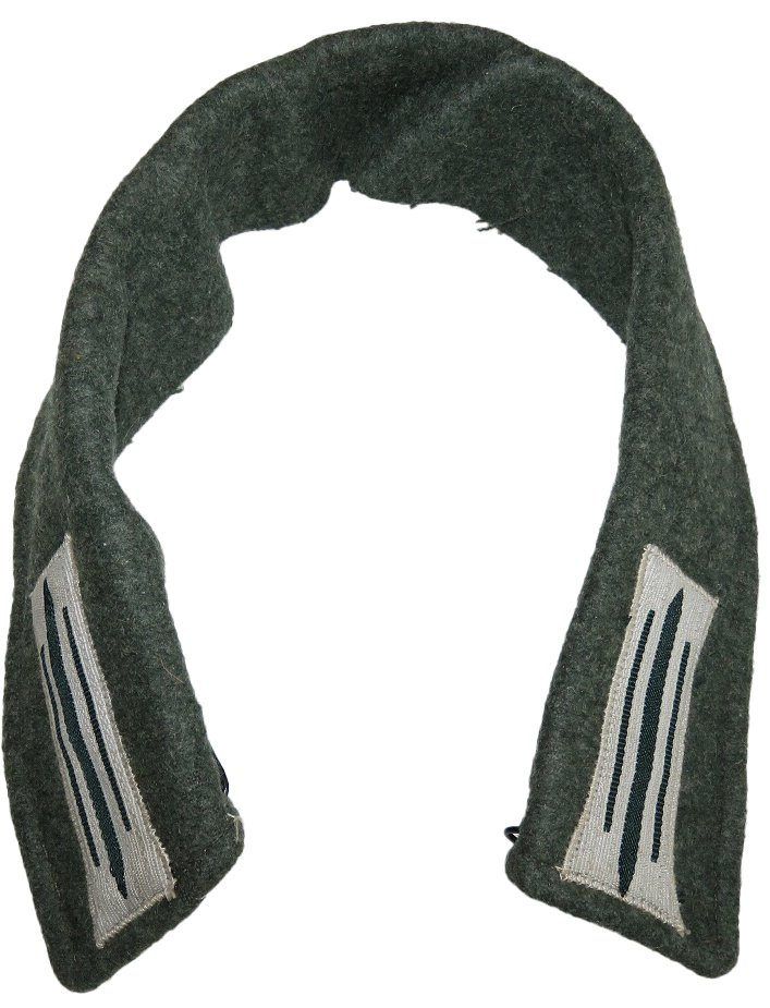 Wehrmacht tunic collar, 1940 pattern, factory-made, with early collar tabs