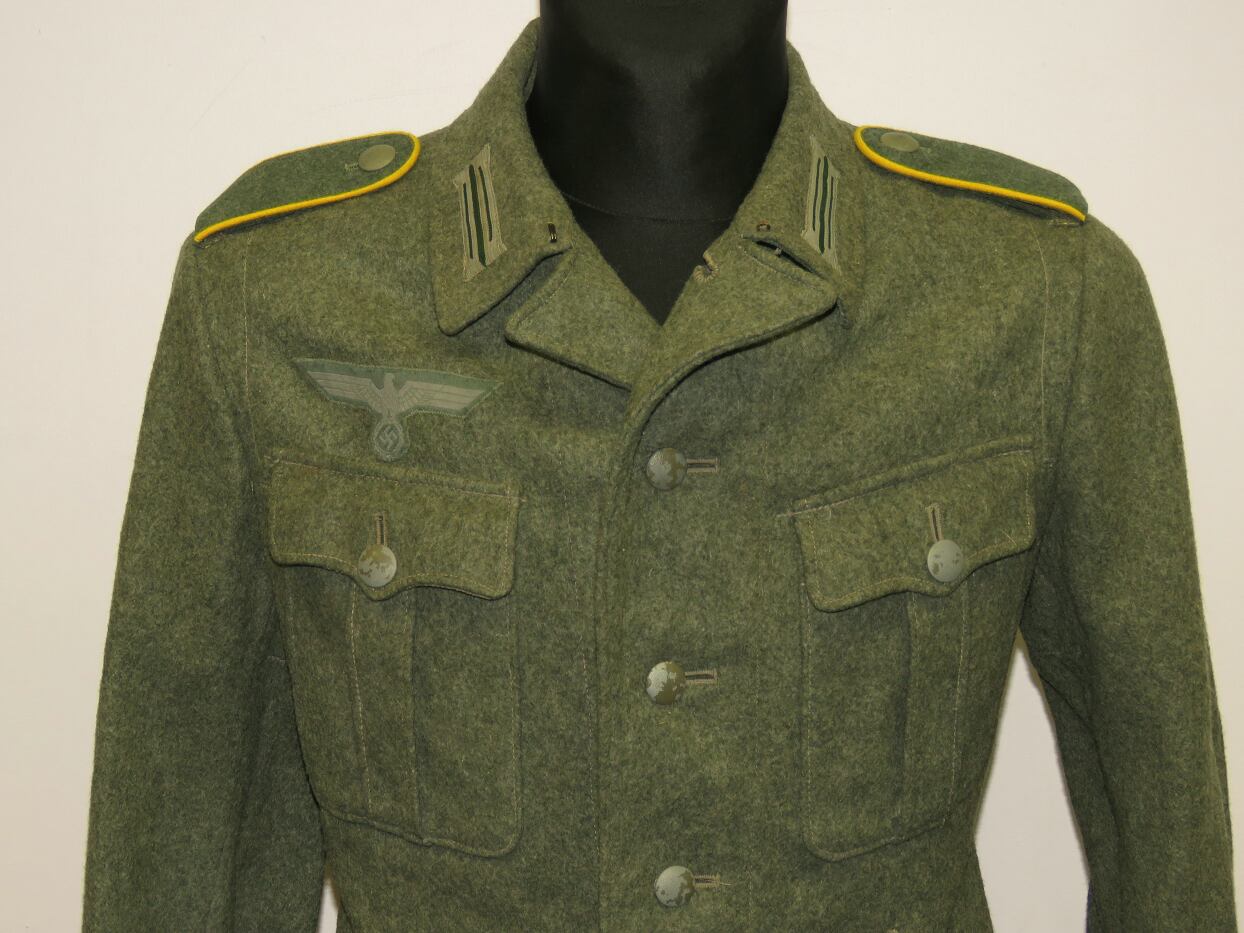 M40 Wehrmacht Heer signals tunic in rank of Funker- Heer