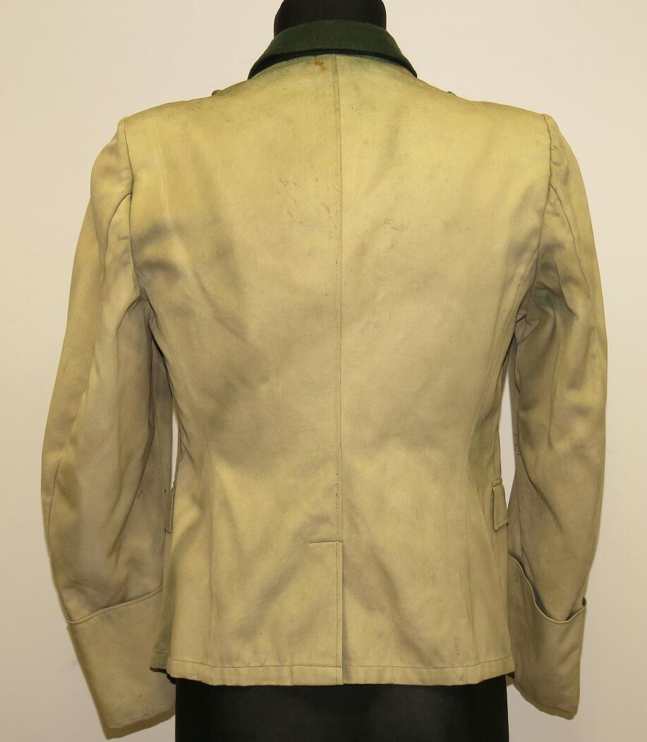 Summer tunic for officer of Waffen SS or Wehrmacht.- Heer