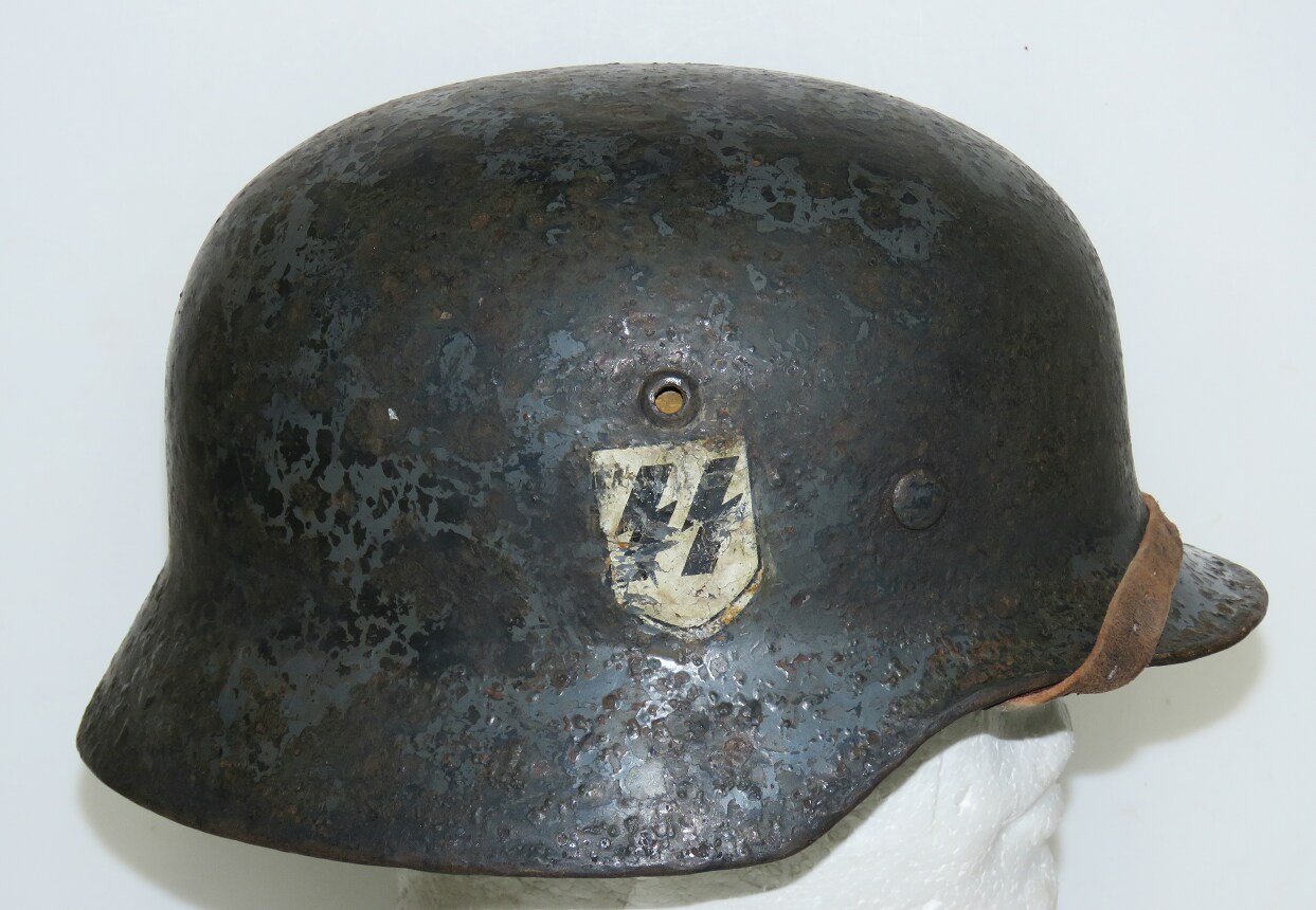 SS VT double-decal helmet, size 68