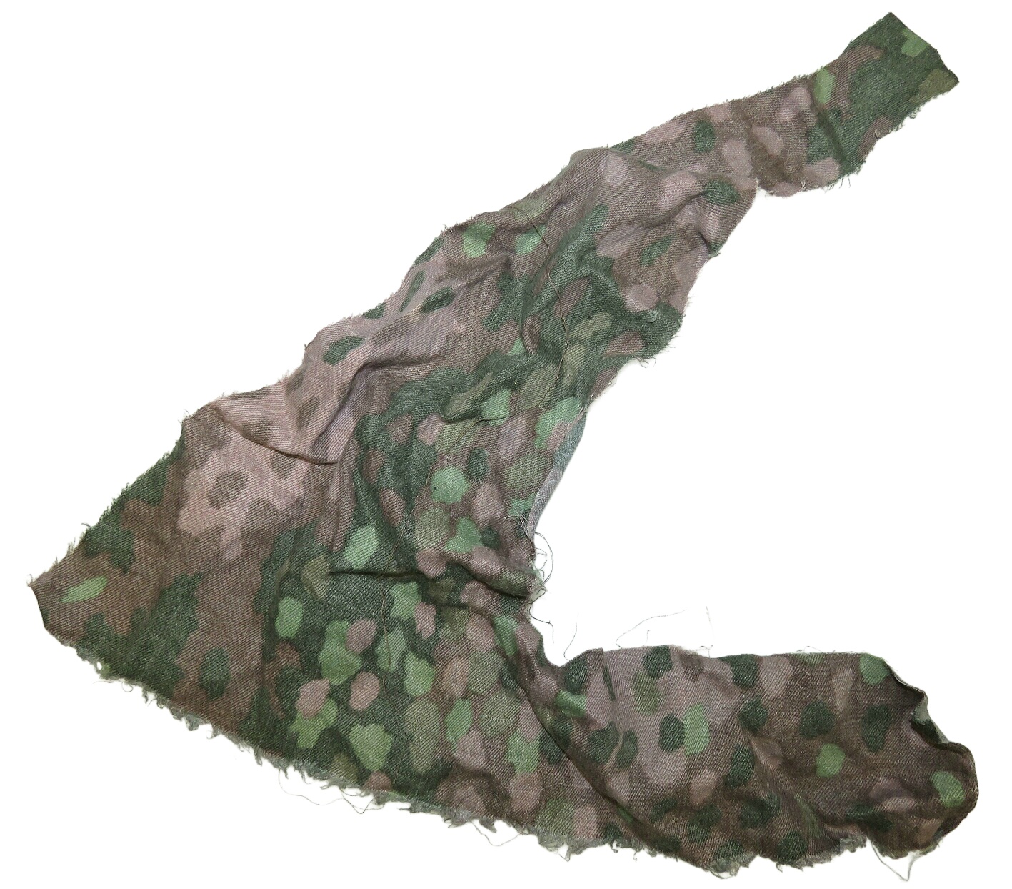 Piece of Erbsenmuster (Dot 44) camouflage fabric