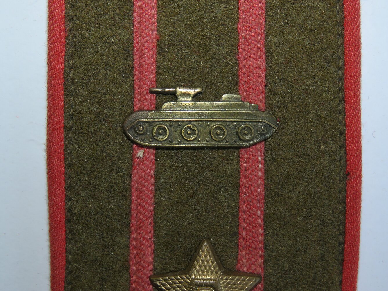 Shoulder board of Colonel, Red Army Armored Troops M1943