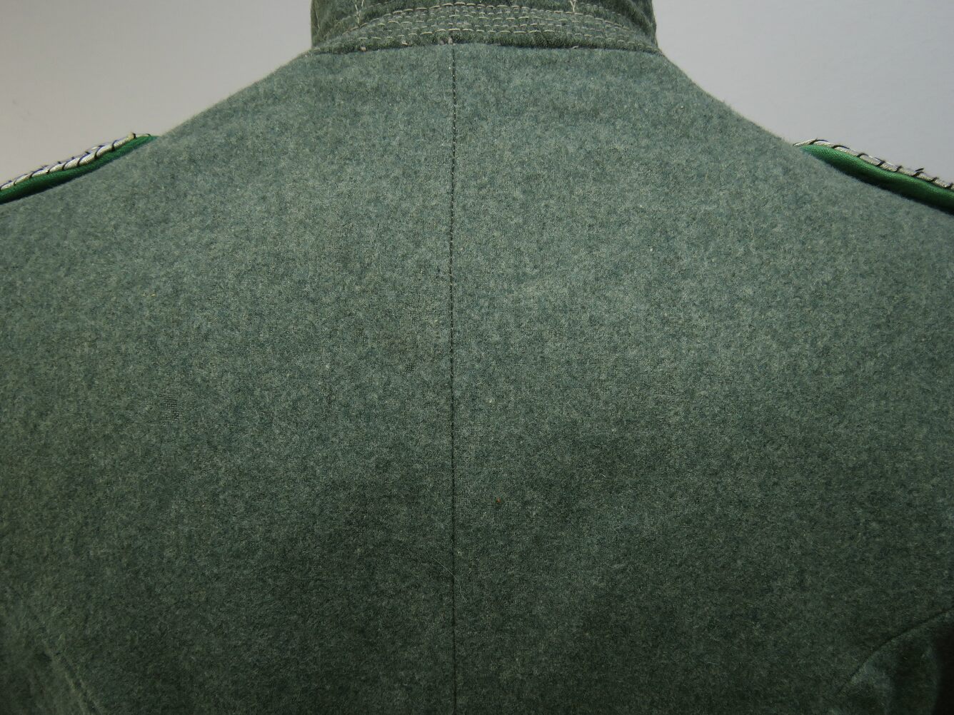 SS-SD security service tunic