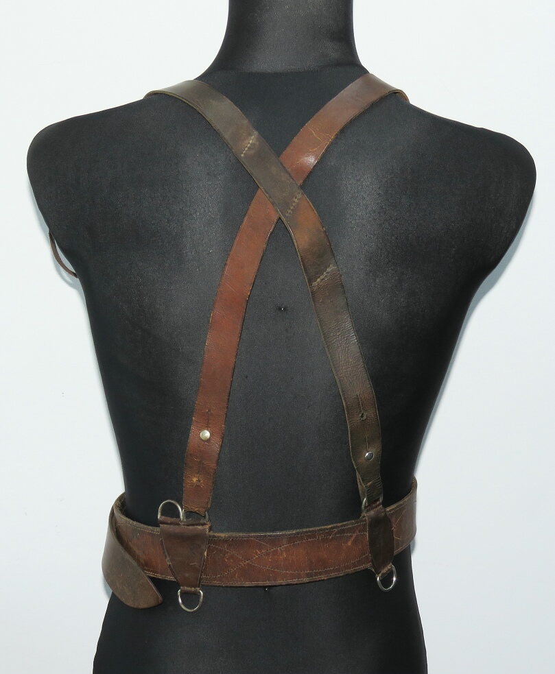 Belt, Cross straps and a whistle with a pocket for the RKKA M1932 ...